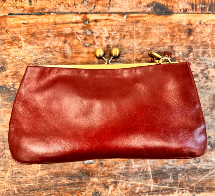 Hobo Lauren Frame Crossbody-Winterberry – Kindred Spirit Style